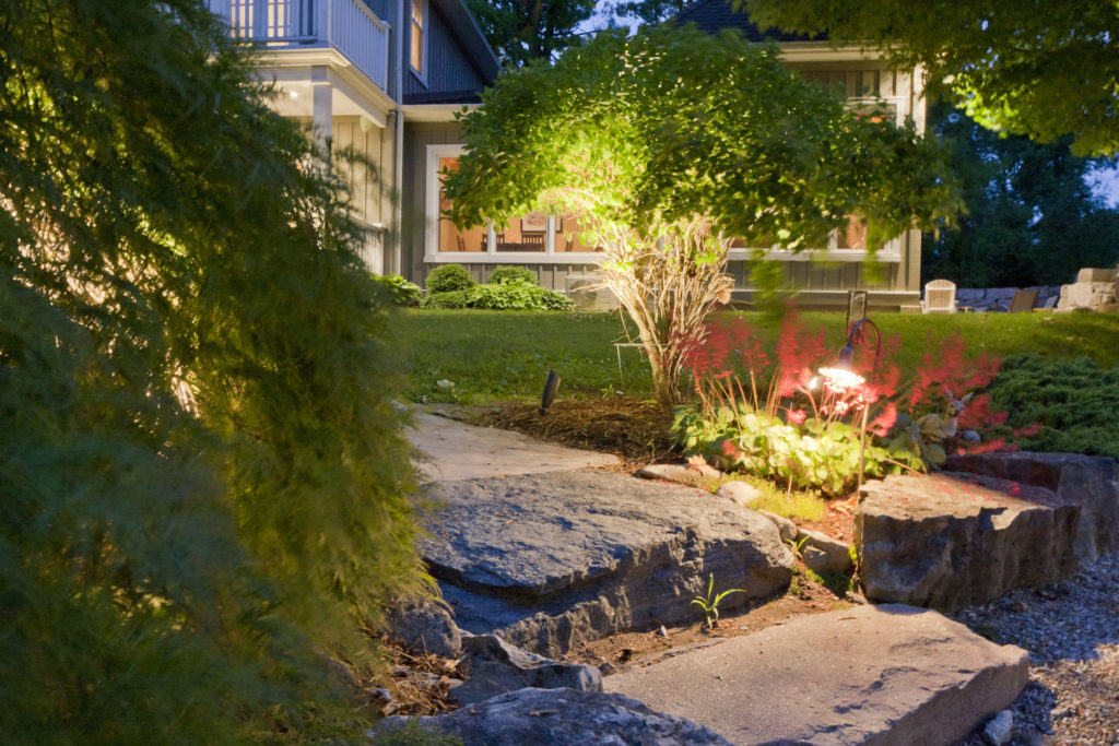 Landscape Lighting - Moon Glow Lightscapes