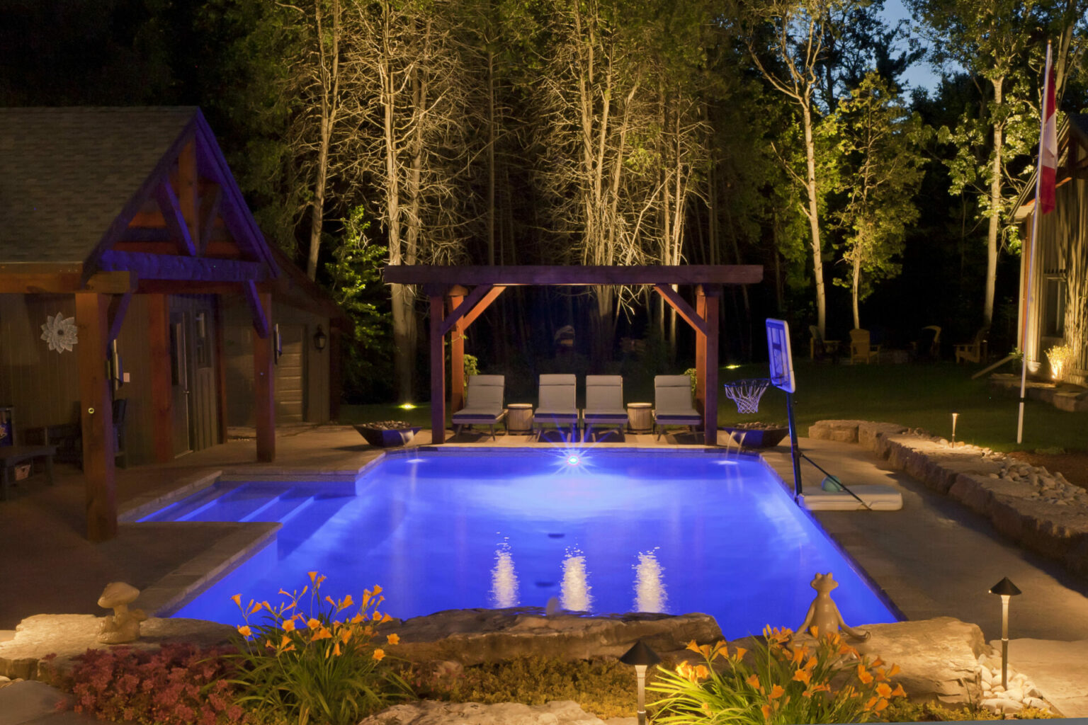 Landscape Lighting - Moon Glow Lightscapes