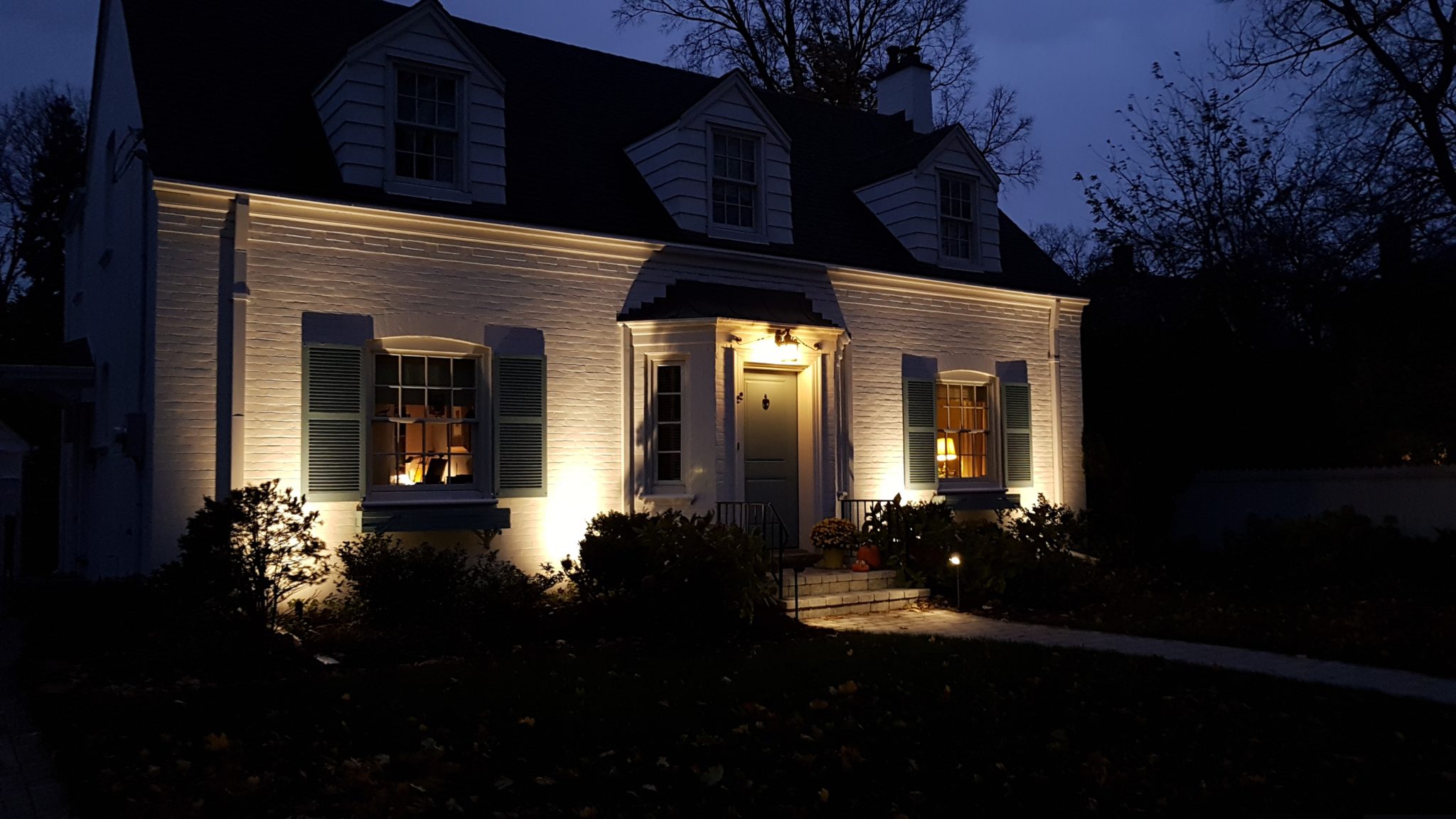Landscape Lighting - Moon Glow Lightscapes